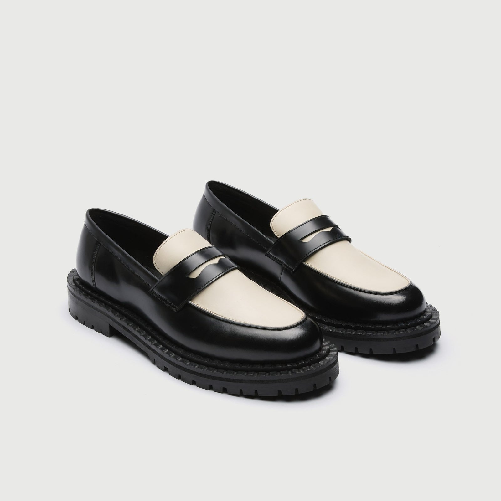 Jagger Saddle Loafer | Black Leather | Official Site