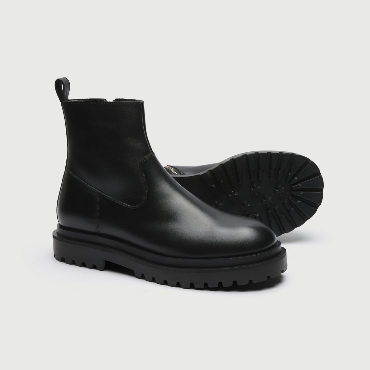 Sully Inside Zip Boot | Black Leather | Official Site